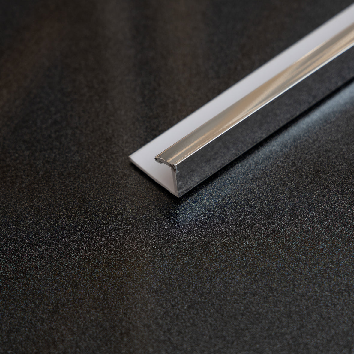 End Cap Chrome 10mm | Cladding World