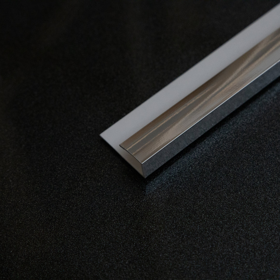 Internal Corner Chrome 5mm | Cladding World