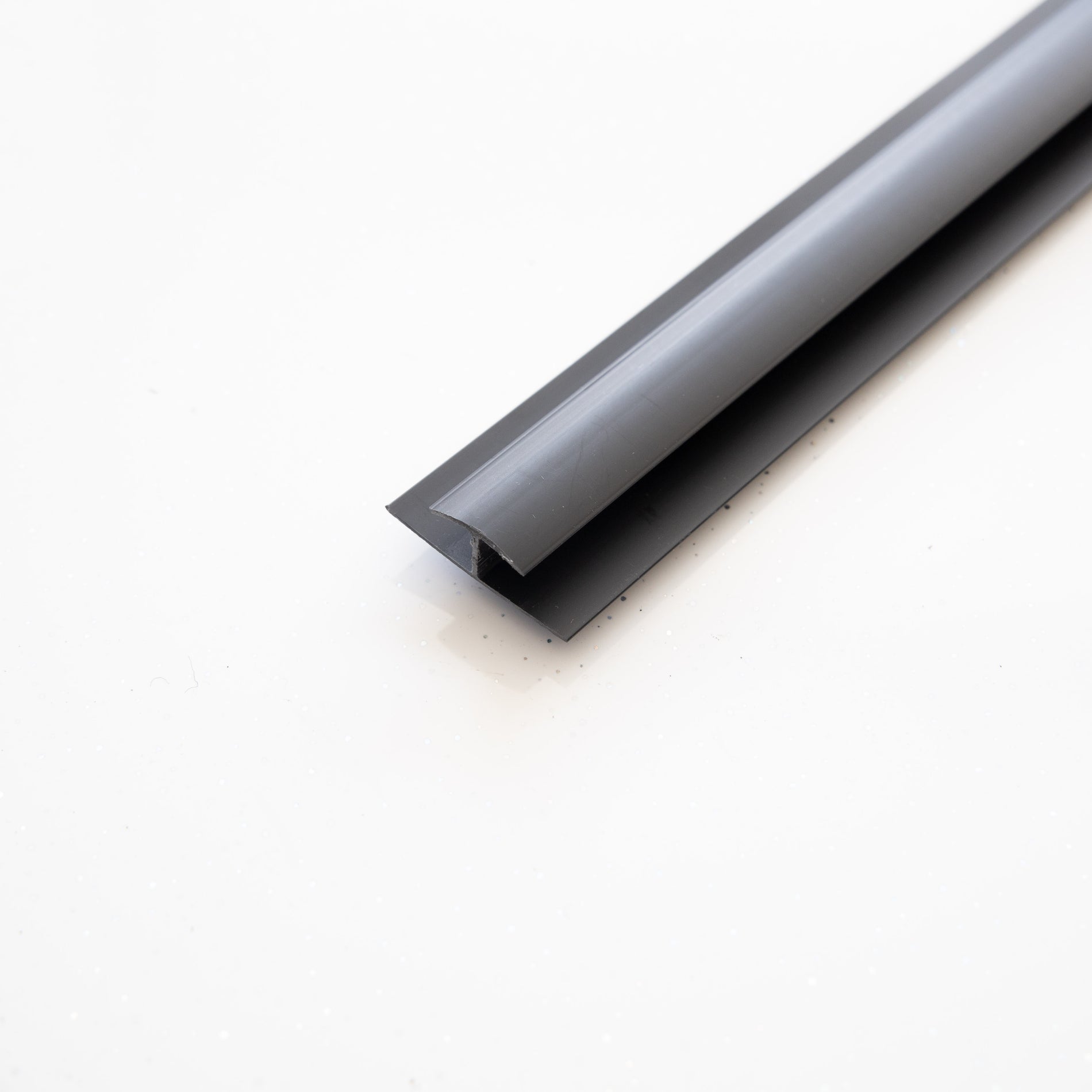 Joining Trim Black 5mm | Cladding World