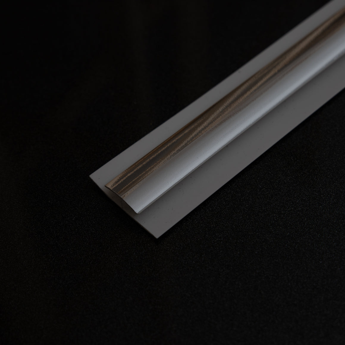 Internal Corner Chrome 5mm | Cladding World