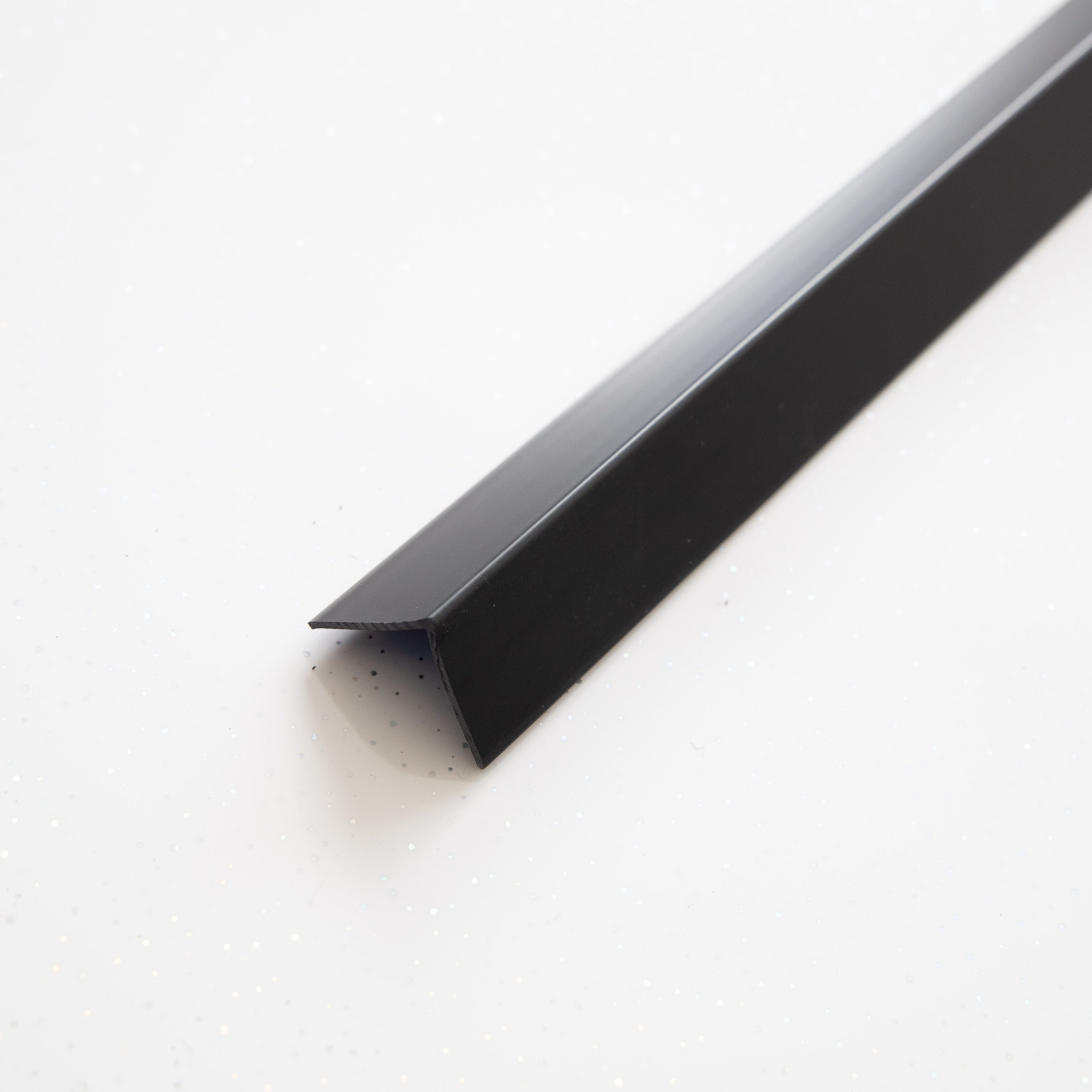 Rigid Angle Black Trim. 5mm/8mm/10mm